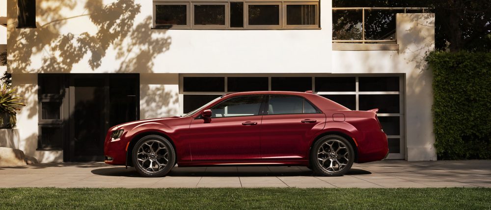 Chrysler 300 - Premium Exterior Features